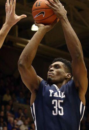 Serie A2 Est – Roseto Sharks SQUALI A FERRARA, ASPETTANDO BRANDON SHERROD.