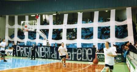 Basket a Roseto MONTEGRANARO CHIEDE ASILO A ROSETO, GLI ULTRAS ROSETANI ...