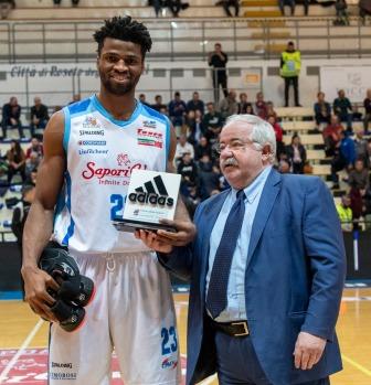 Serie A2 Est – Roseto Sharks SUICIDIO ALLA VEREGRENSE
